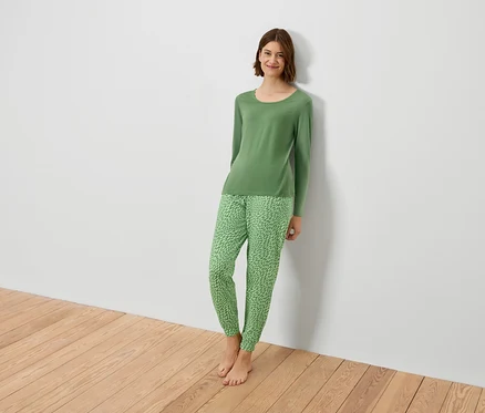 Pyjama, grün bei Tchibo kaufen | 214140